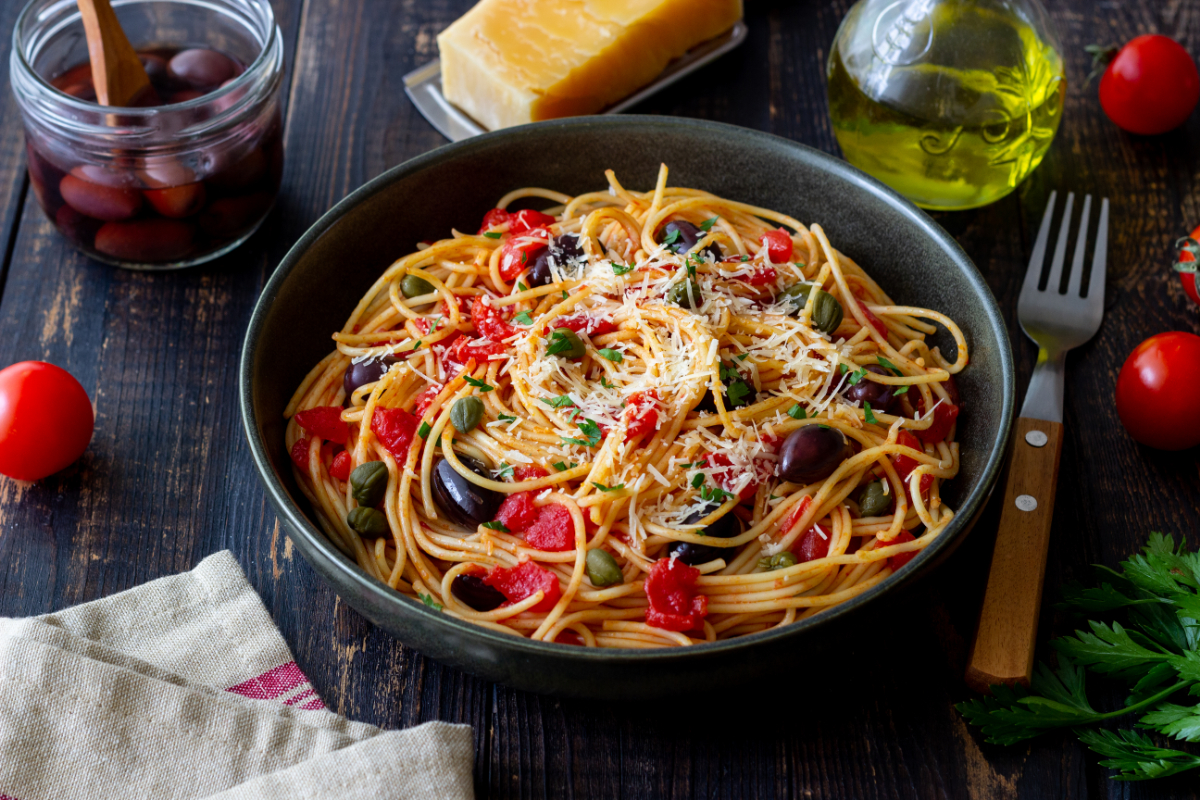 Top 10 Most Popular Foods in Naples | GoWithGuide