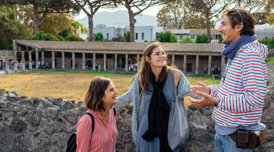 Expert Italy Tour Guide: Interview & Insider Tips | GoWithGuide